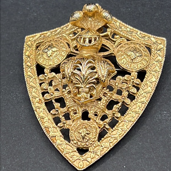 Vintage | Jewelry | Vintage Knight Coat Of Arms Heraldic Crest Brooch ...